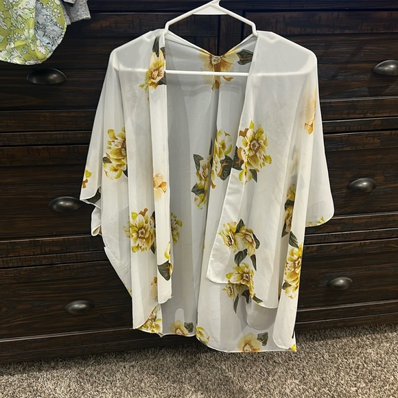 Tops | Osfm Size Kimono | Poshmark